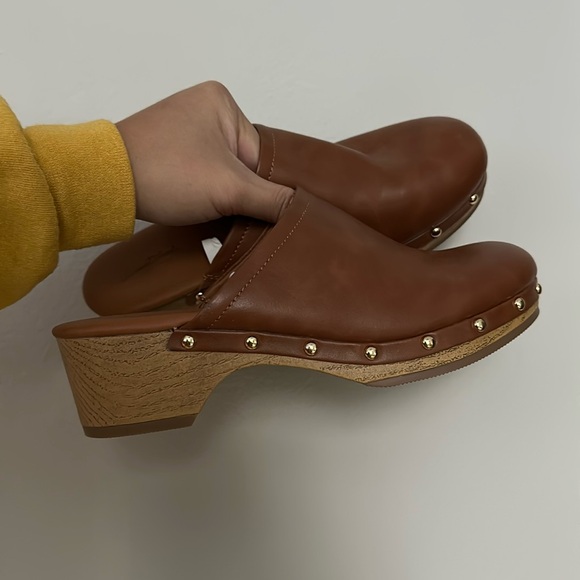 Universal Thread | Shoes | Clogs | Poshmark